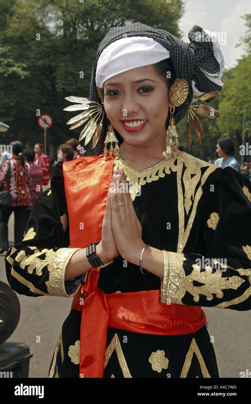 Traditional dress Jakarta Indonesia Stock Photo - Alamy