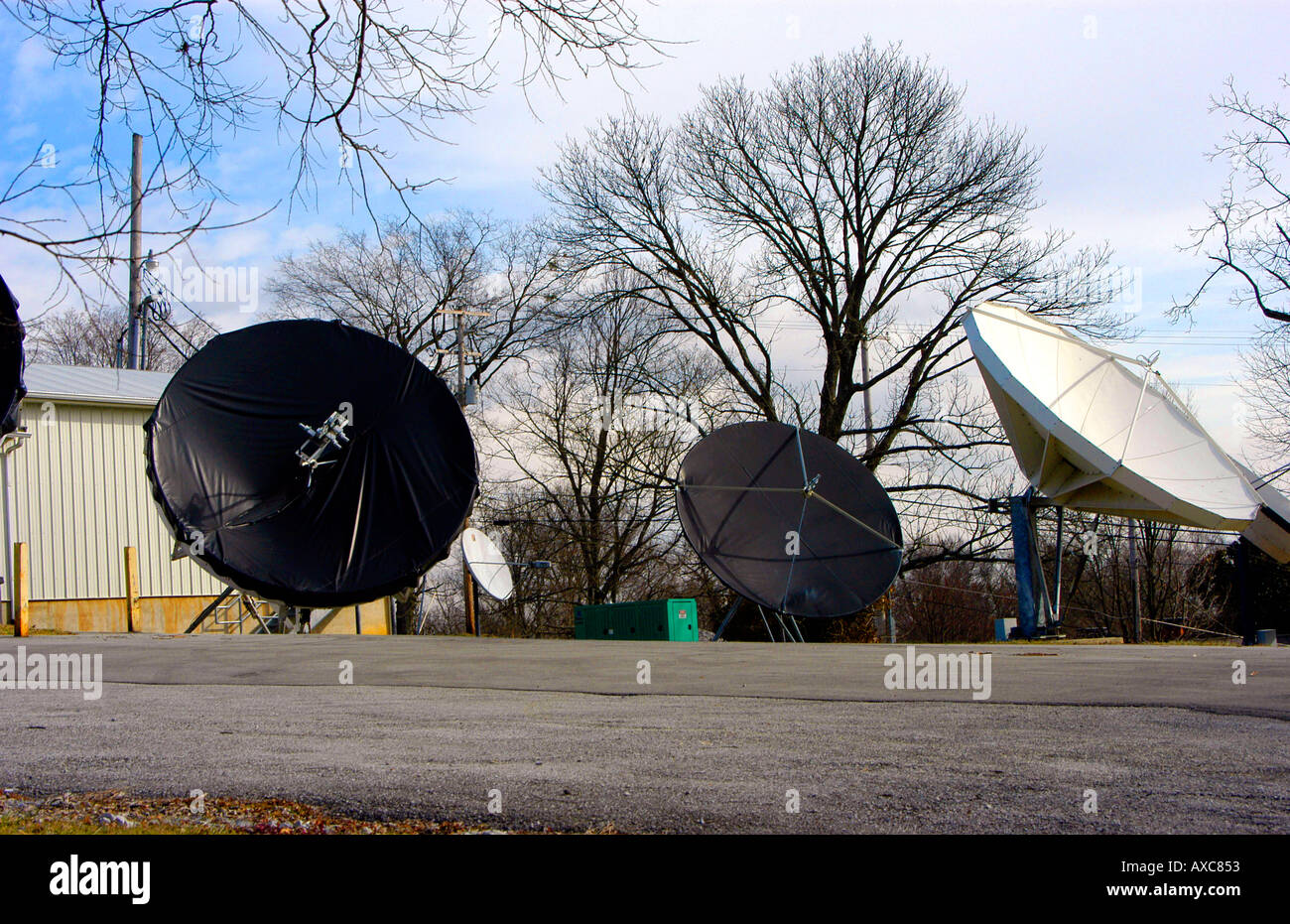 Satellite receiving station array for telecommunications network ...