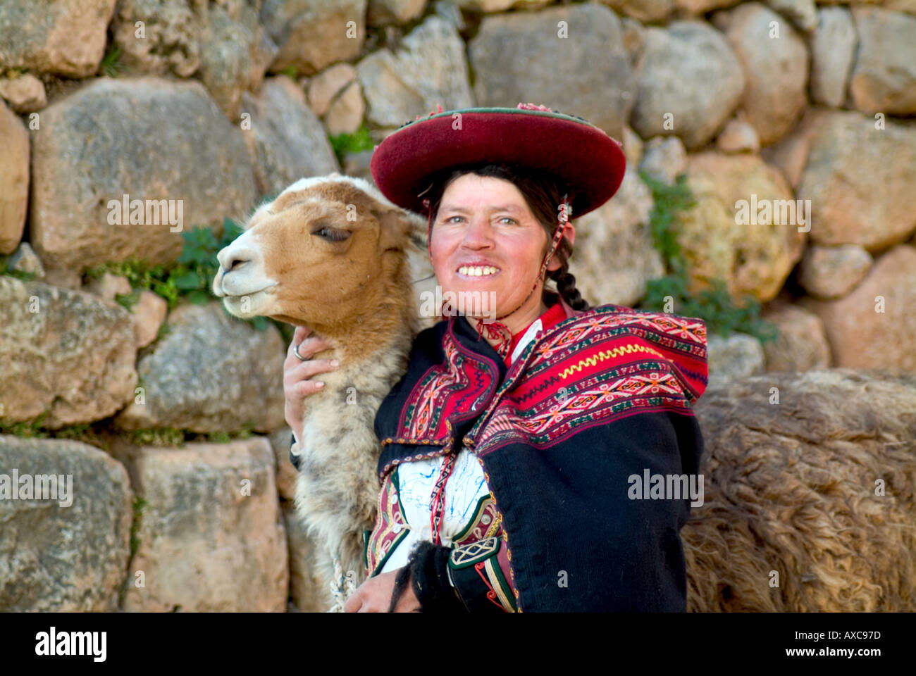 Lady lama hi-res stock photography and images - Alamy