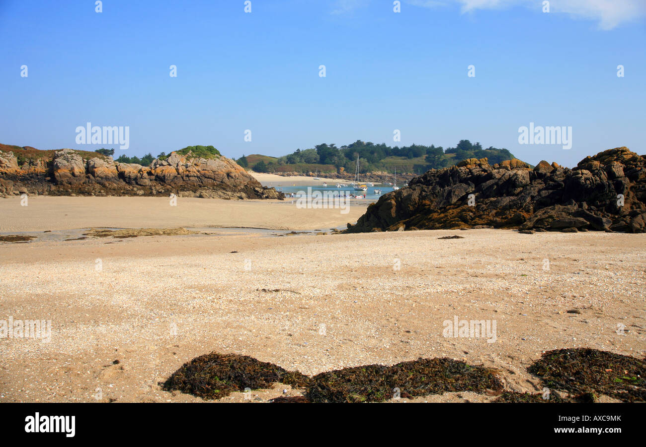 beach on Ile Ebihens north of St Jacut de la Mer, Cotes d'Amour ...