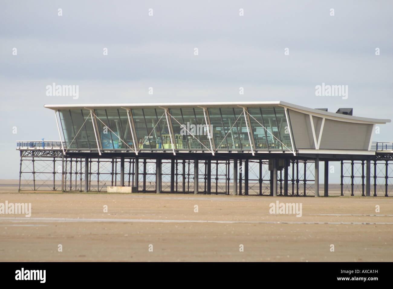 modern end of pier beach sand entertainment venue Stock Photo - Alamy