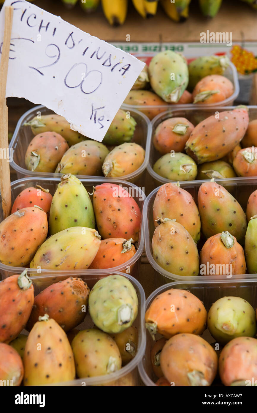 Prickly pears for sale on market stalls in Piazza Duomo L Aquila ...
