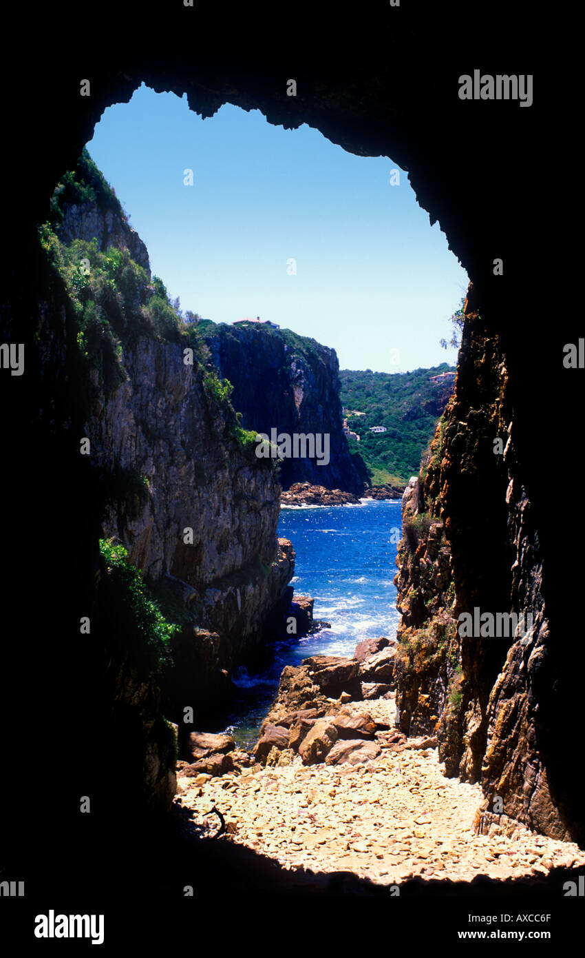 Water moon cave hi-res stock photography and images - Alamy