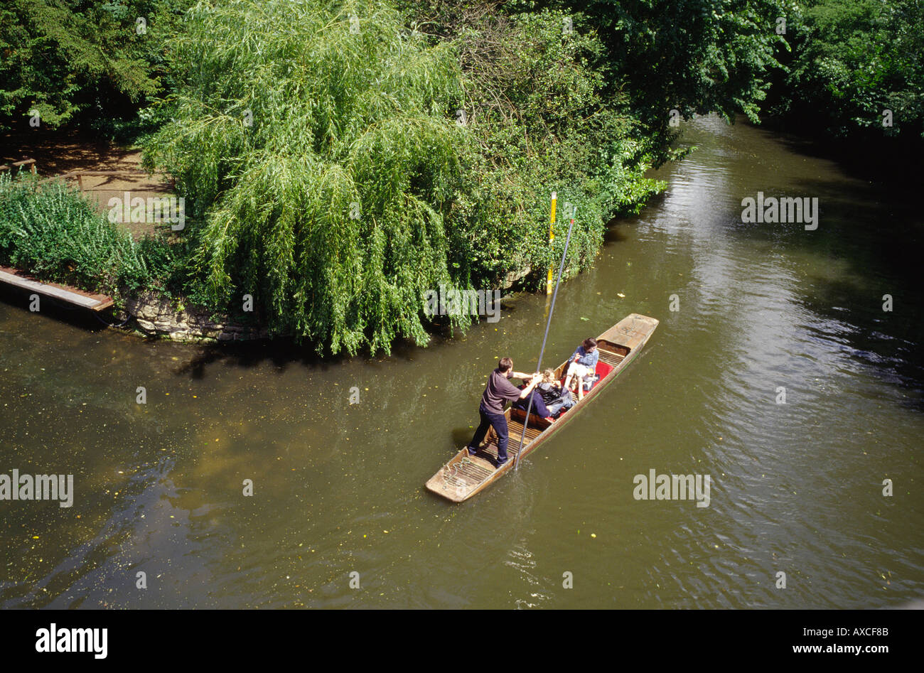 Punting on the cherwell hi-res stock photography and images - Alamy