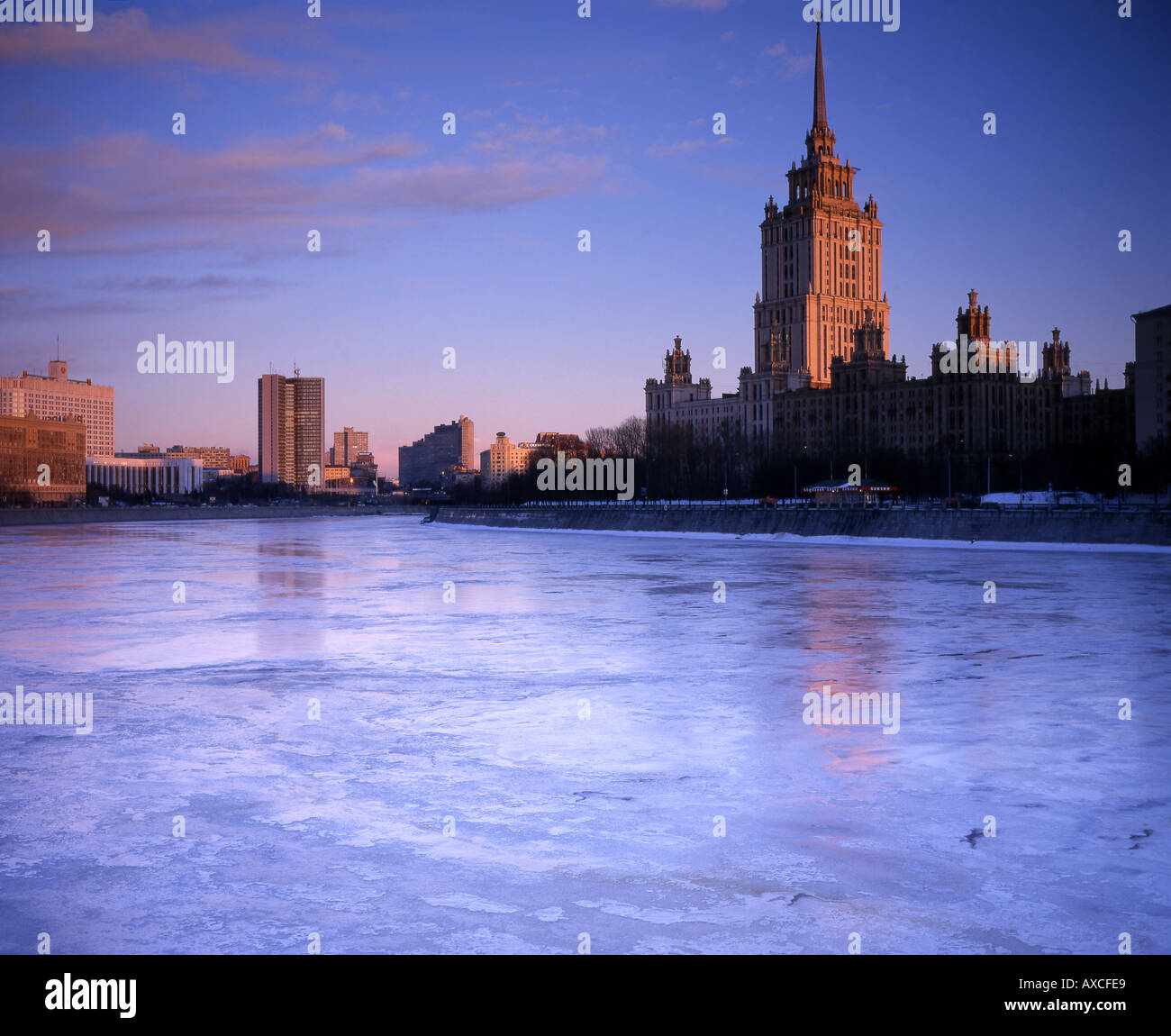 Comecon building russia hi-res stock photography and images - Alamy