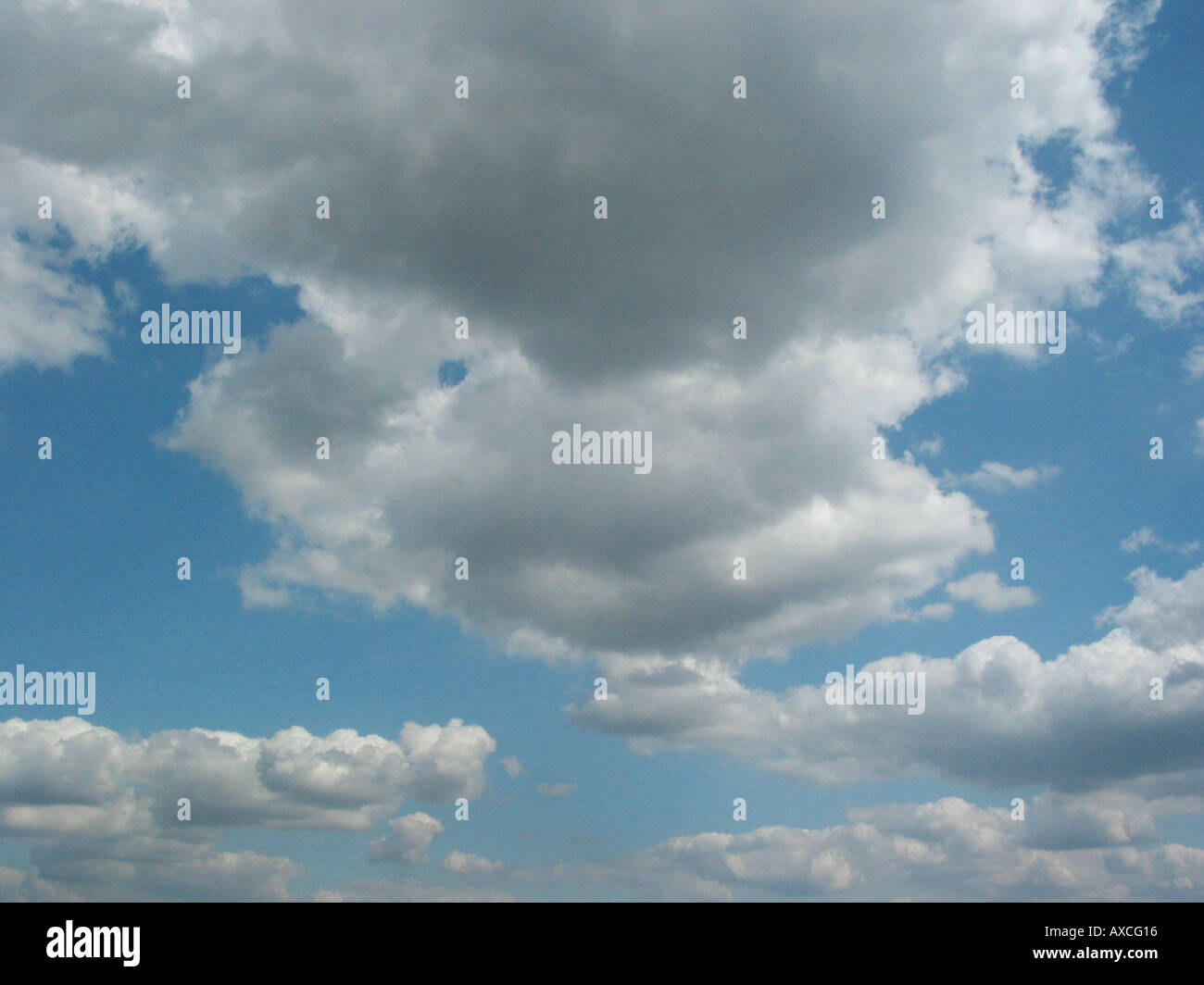 Stratus form cloud hi-res stock photography and images - Alamy