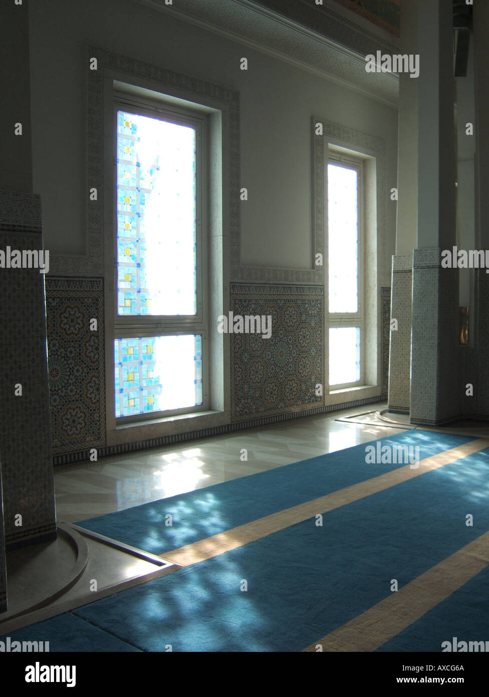 inside muslim mosque in rome, italy Stock Photo - Alamy