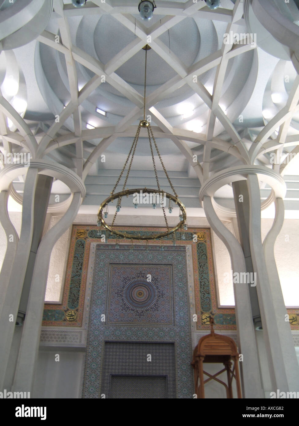 inside muslim mosque in rome, italy Stock Photo - Alamy