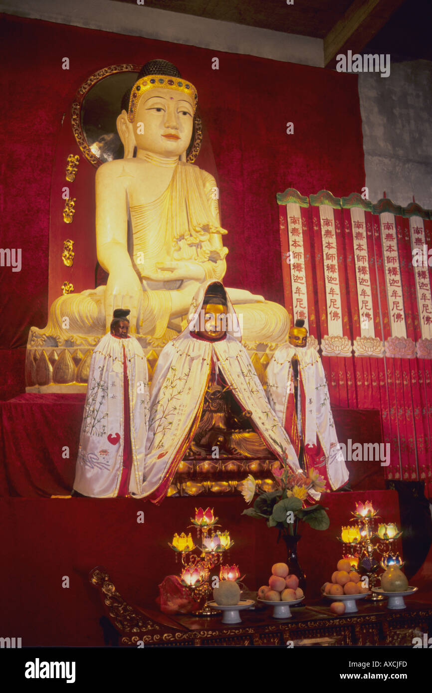 China, Shanghai, Jingan Temple Stock Photo - Alamy