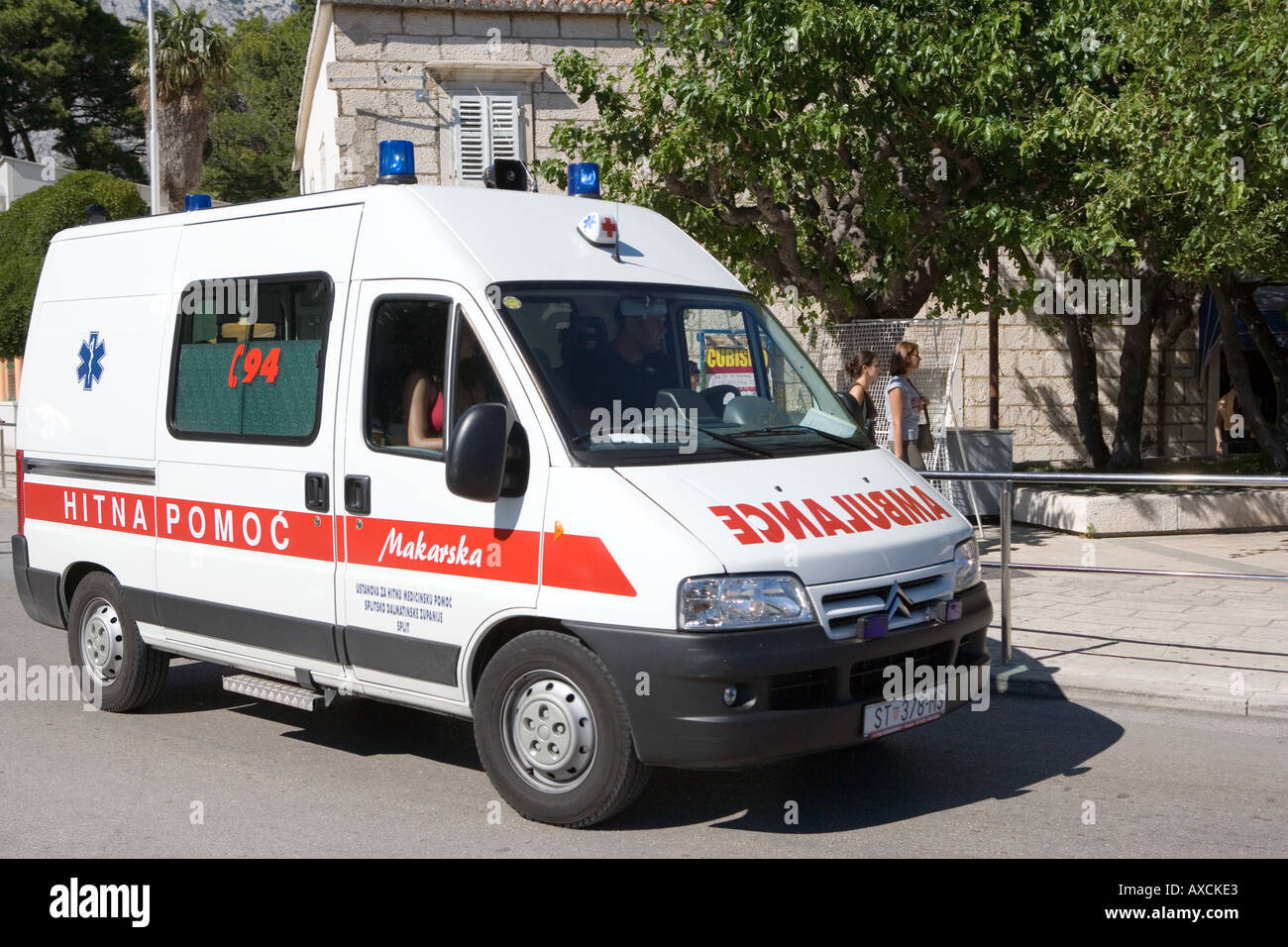 Emergency ambulance answering call hi-res stock photography and images ...