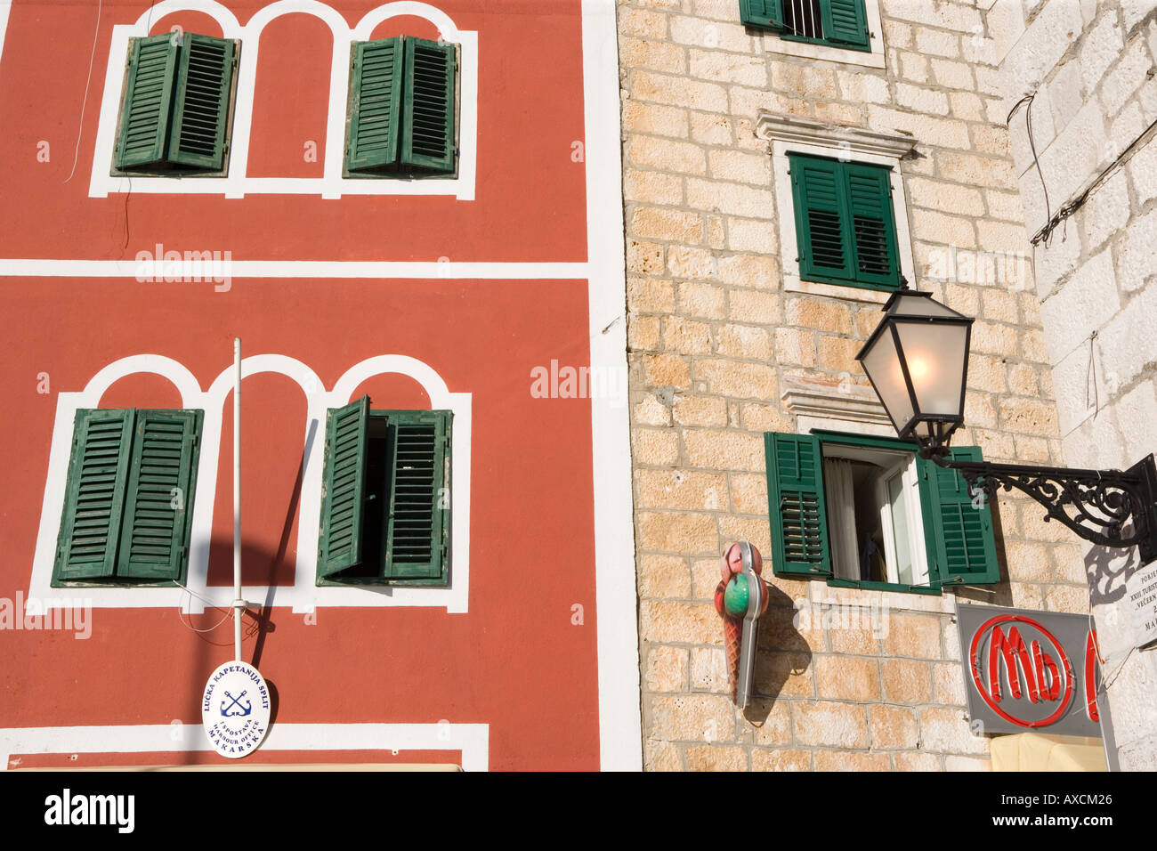 Harbour masters office building hi-res stock photography and images - Alamy