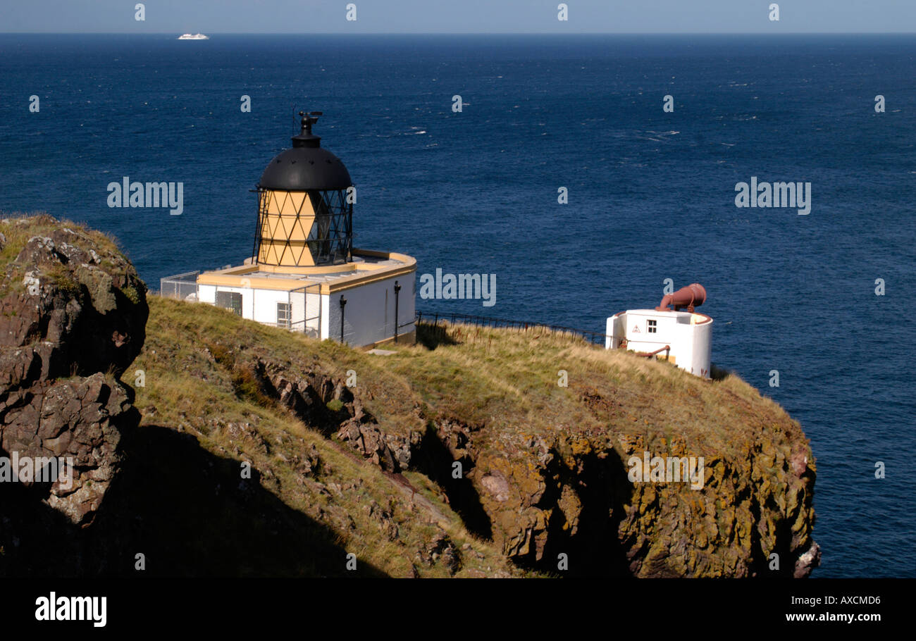 St Abbs Head Lighthouse on the South East coast of Scotland Stock Photo - Alamy