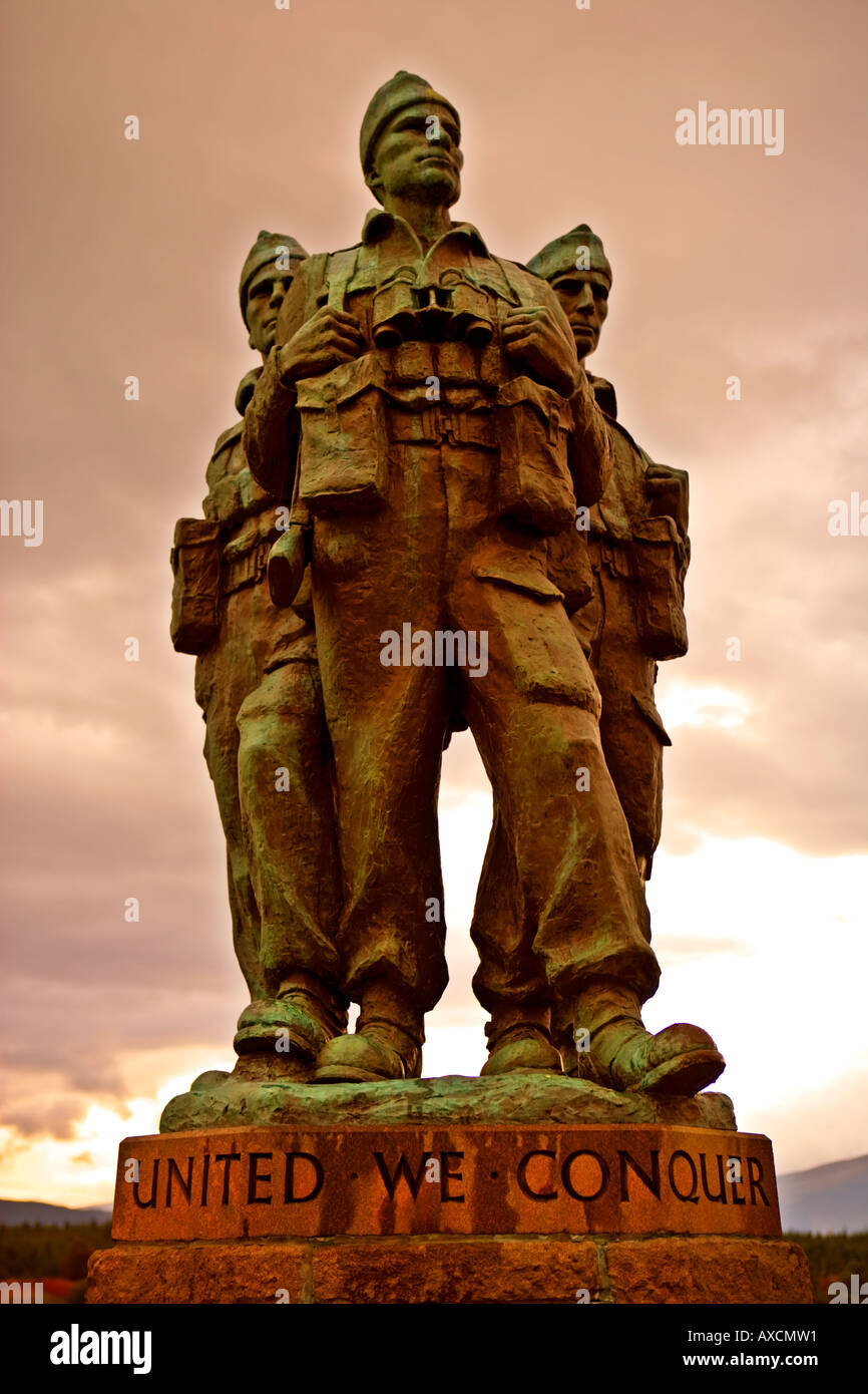 COMMANDO MONUMENT SPEAN BRIDGE SCOTLAND Stock Photo - Alamy