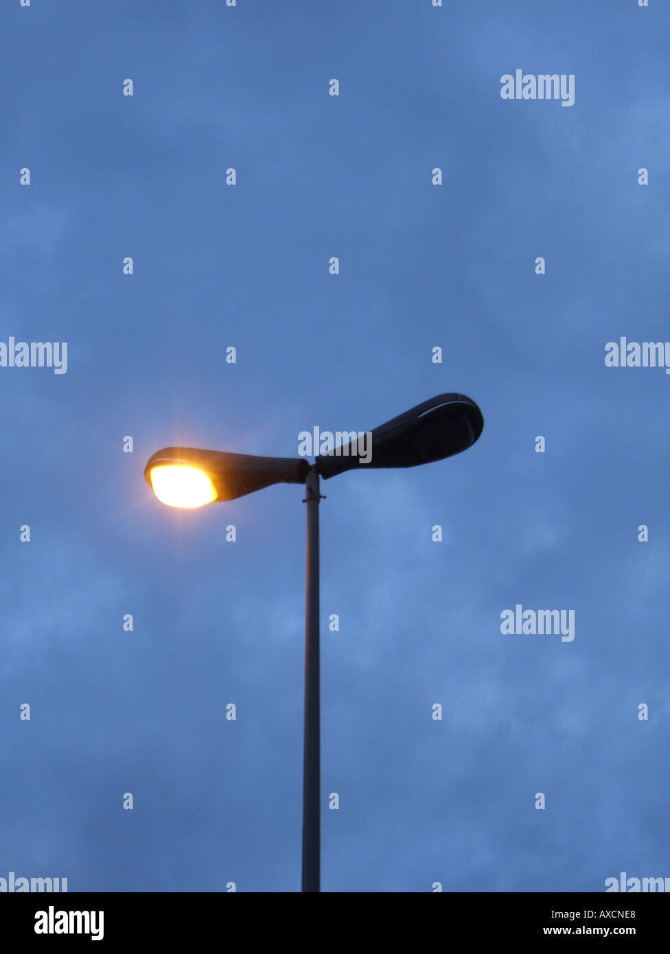 Broken lamp post night hi-res stock photography and images - Alamy