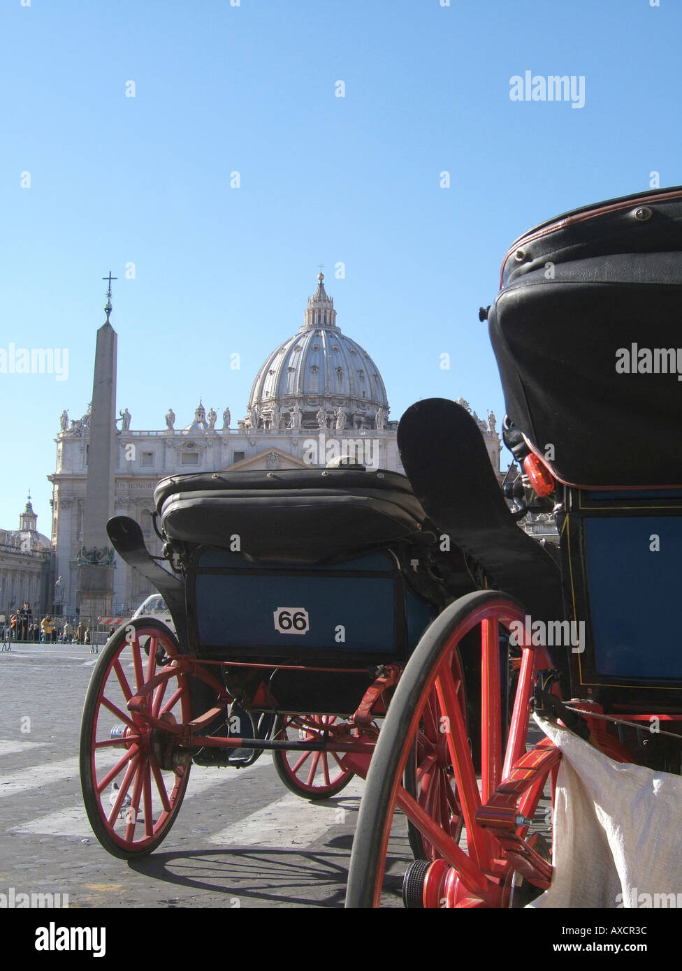 horse ride carriage by vatican in rome Stock Photo - Alamy