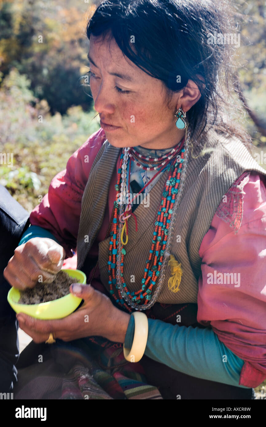 Tsampa hi-res stock photography and images - Alamy