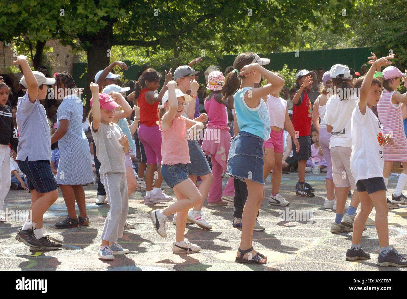 Primary school summer fete Stock Photo - Alamy