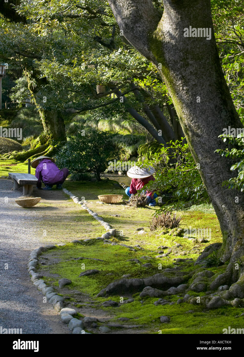 SPRING AT KENROKUEN GARDENS, KANAZAWA, JAPAN. WIDELY CONSIDERED ONE OF ...