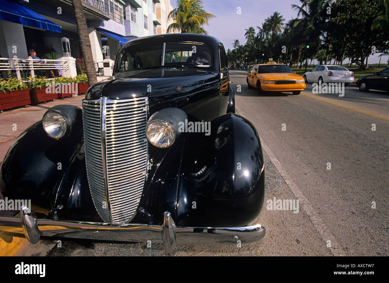 Classic car Ocean Drive Miami Beach Florida America Stock Photo - Alamy