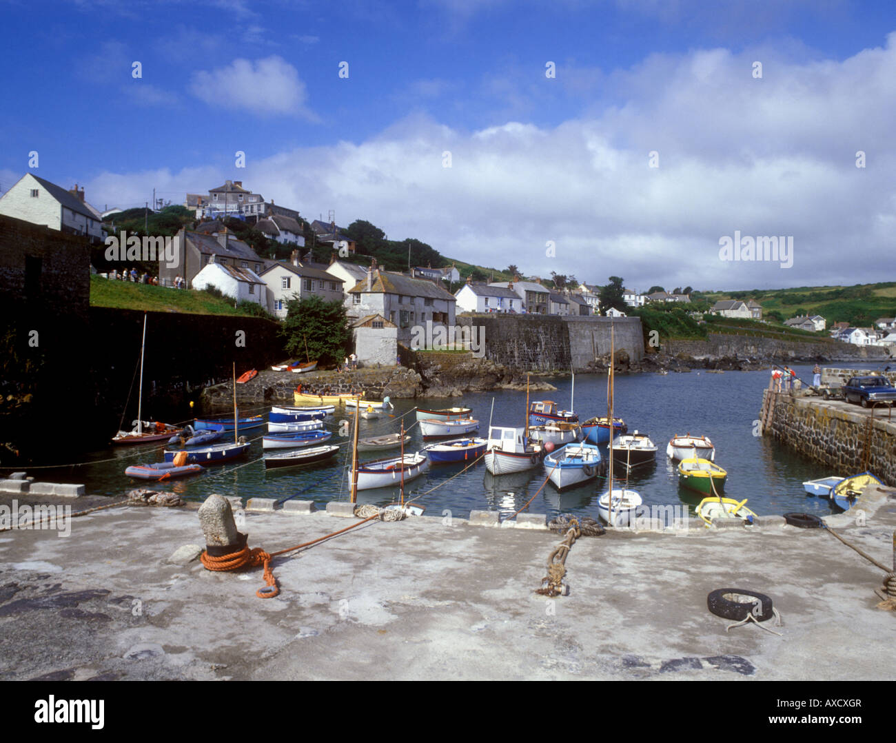 Coverack cornwall hi-res stock photography and images - Alamy