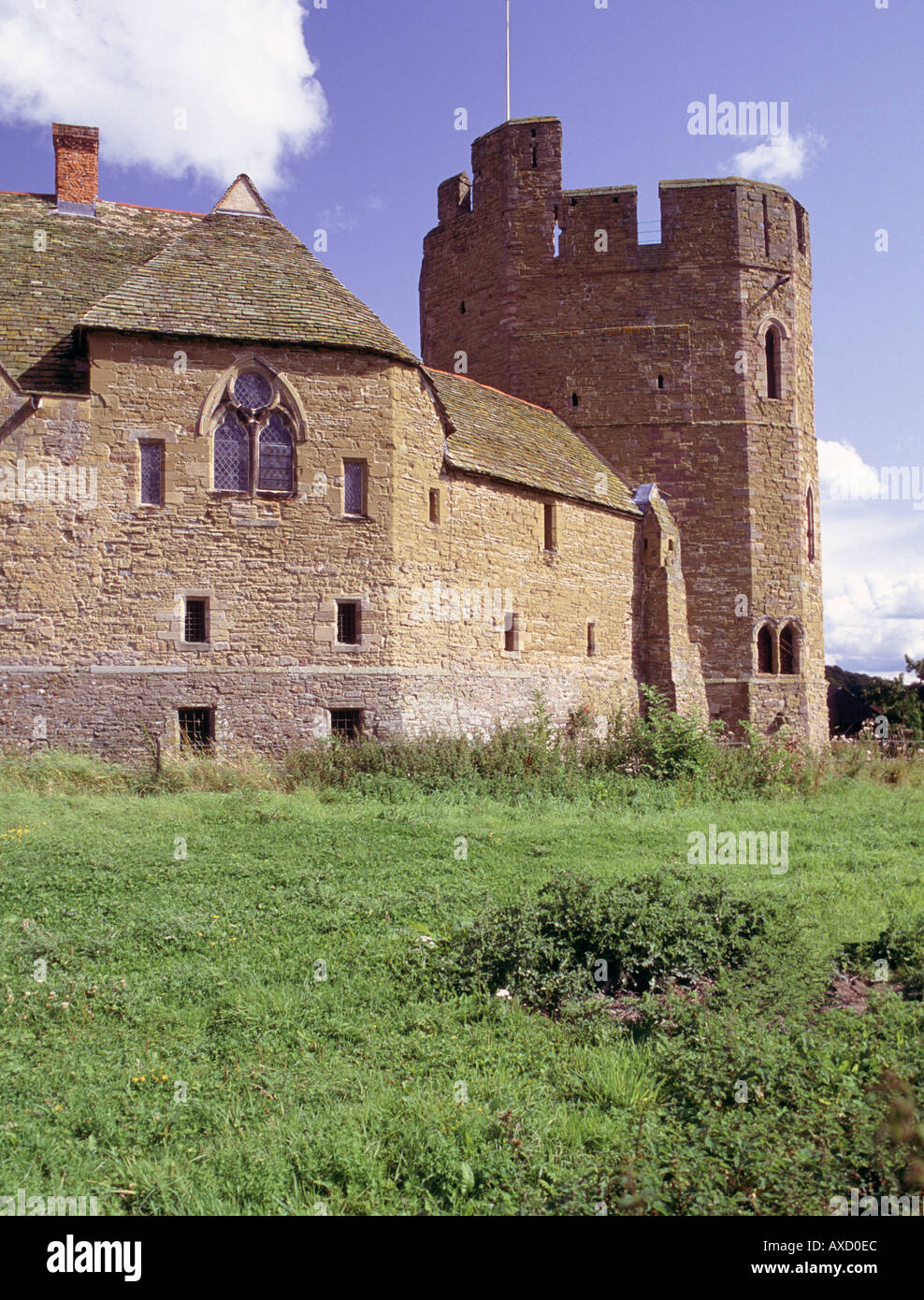 STOKESAY CASTLE SHROPSHIRE ENGLAND UK Stock Photo - Alamy