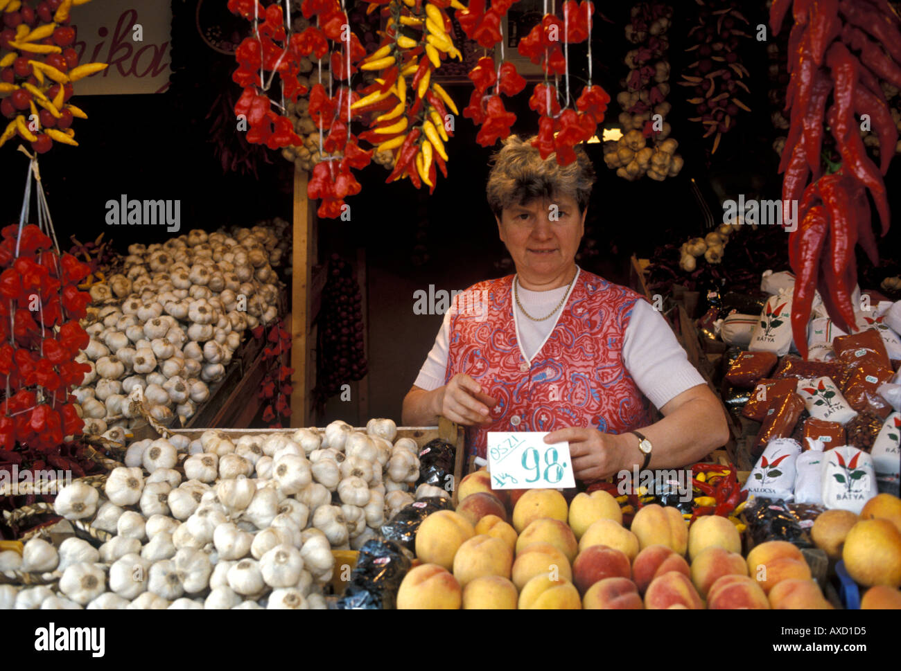 Budapest fruits market hi-res stock photography and images - Alamy