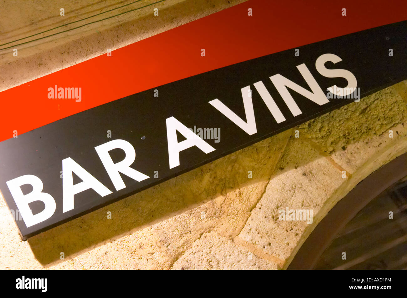 Brasserie, bar a vin, wine bar. La Part des Anges. Beaune, cote de ...