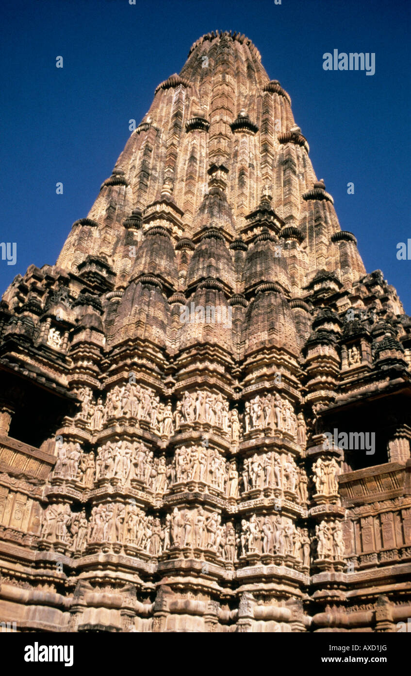 Kandariya Mahadev Temple sikhara Khajuraho, Madhya Pradesh, India Stock ...