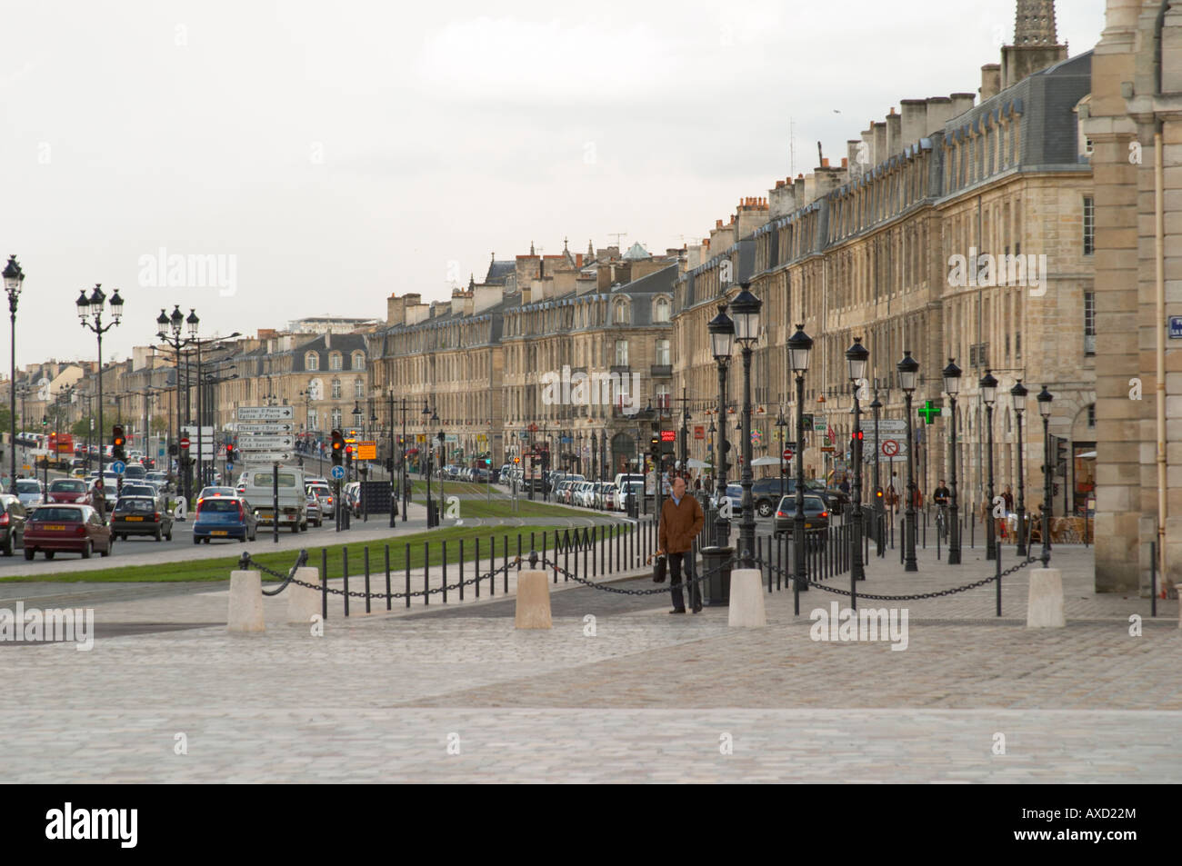 Quais bordeaux hi-res stock photography and images - Alamy