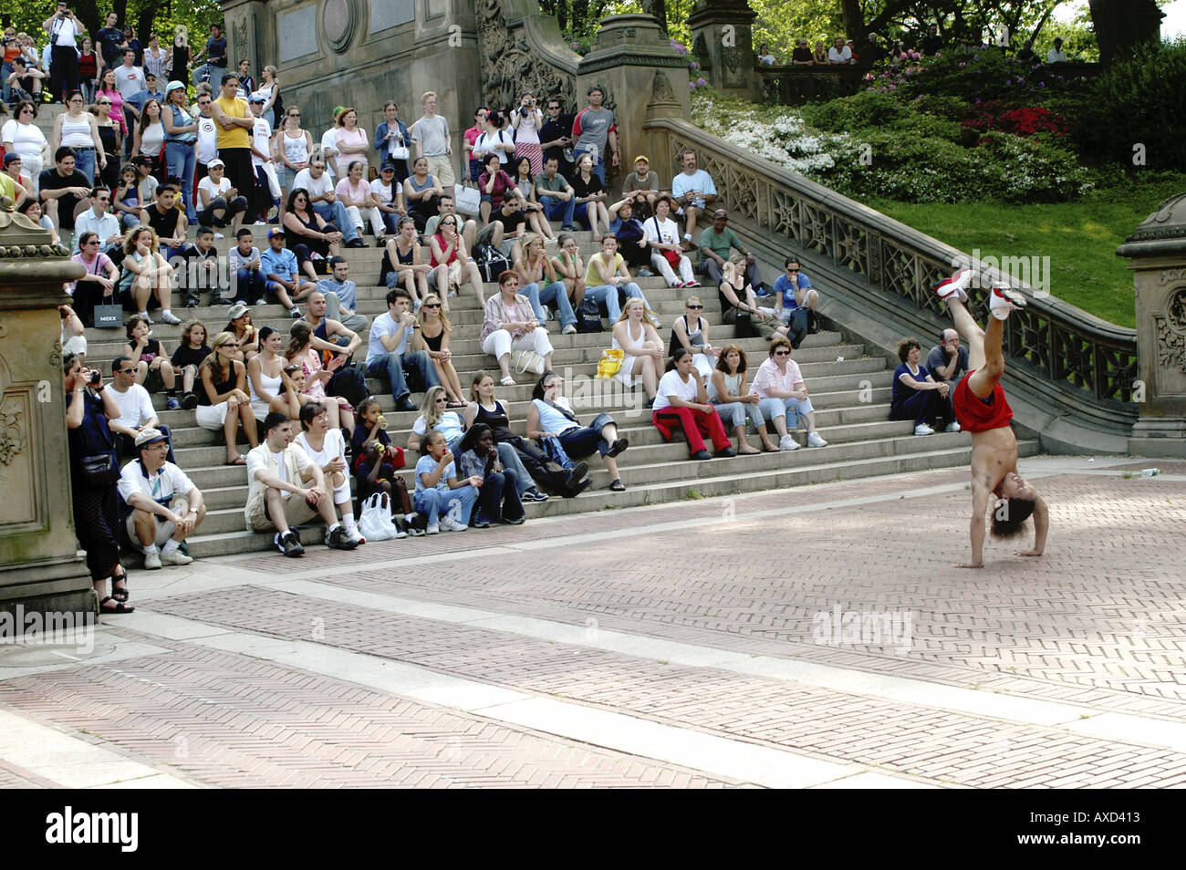 Street artist central park manhattan hi-res stock photography and ...