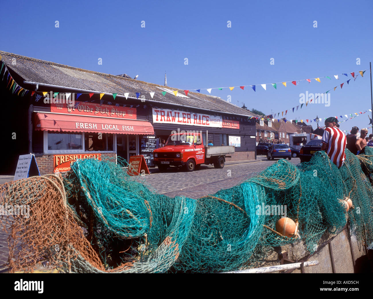Folkestone quayside hi-res stock photography and images - Alamy