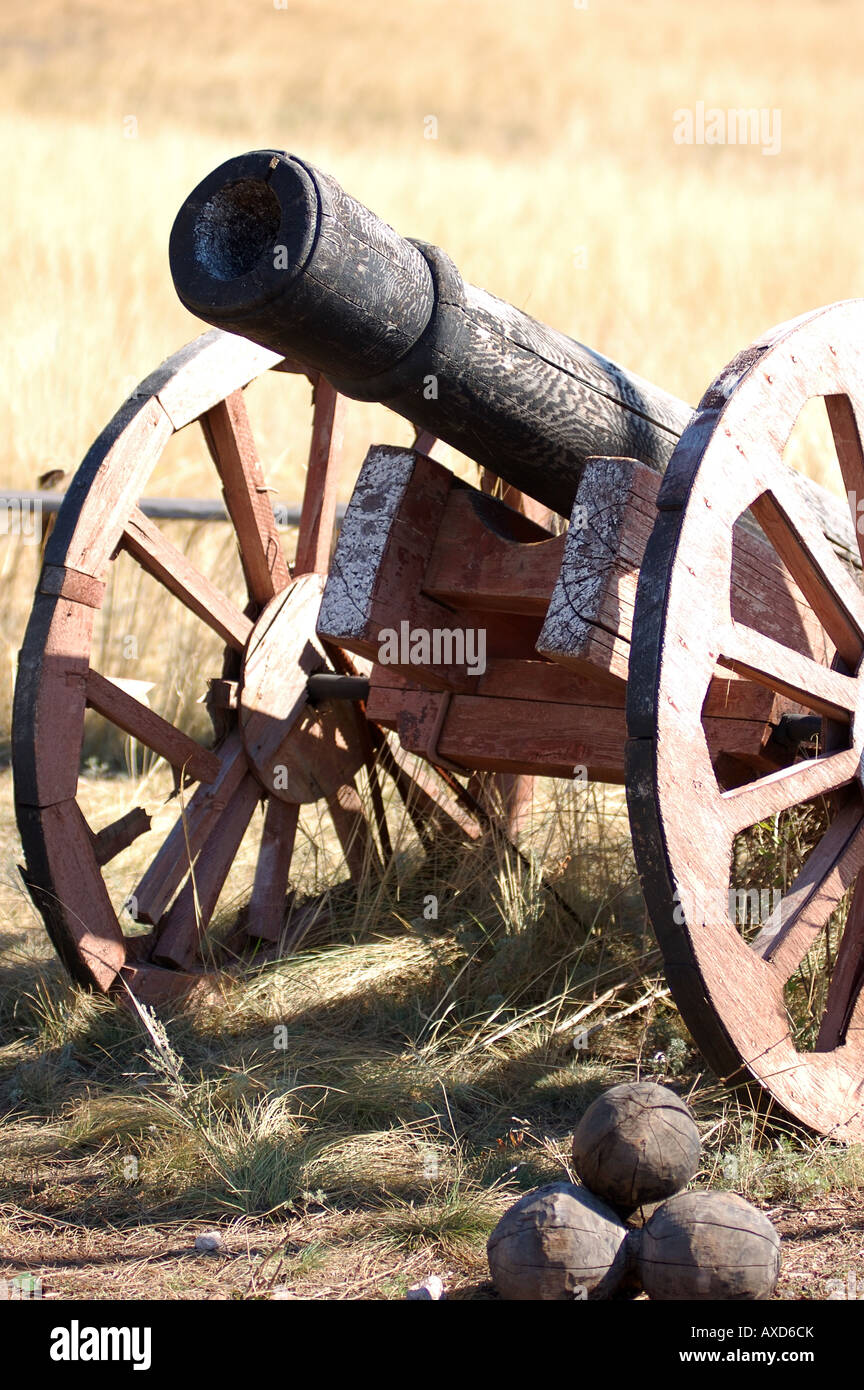 old style cannon Stock Photo - Alamy