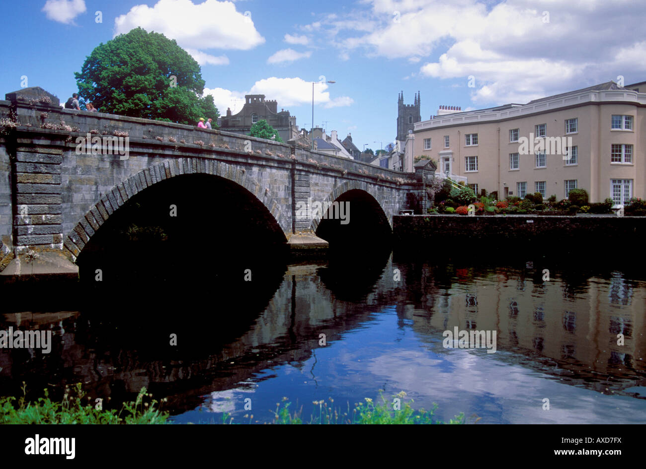 Totnes - Handsome stone bridge 1826 crossing the River Dart Stock Photo ...