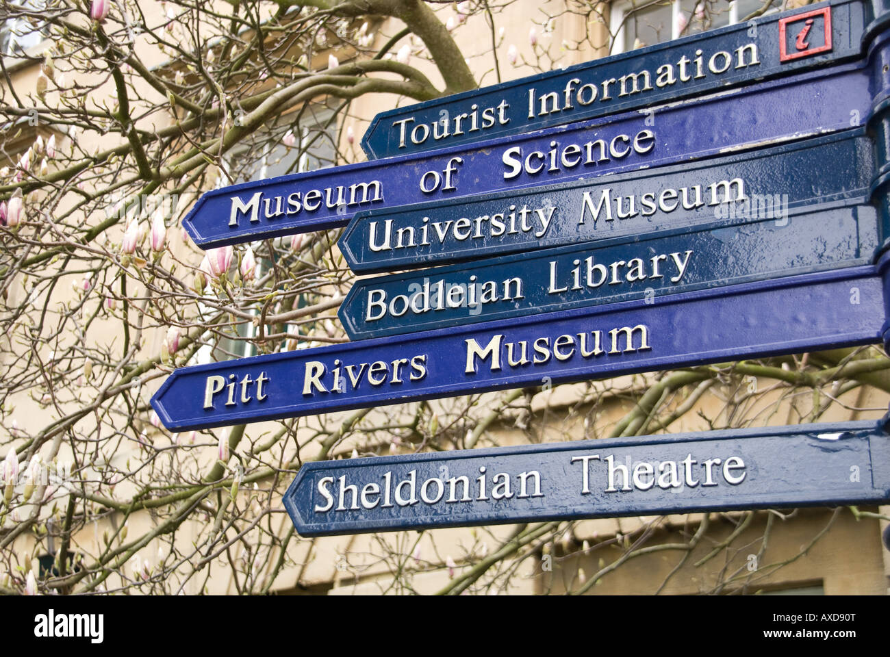 Oxford sign with directions to the town's famous landmarks Stock Photo ...