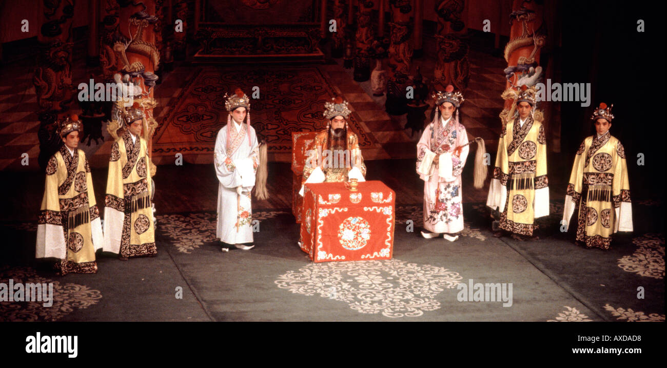 Chinese music ensemble hi-res stock photography and images - Alamy