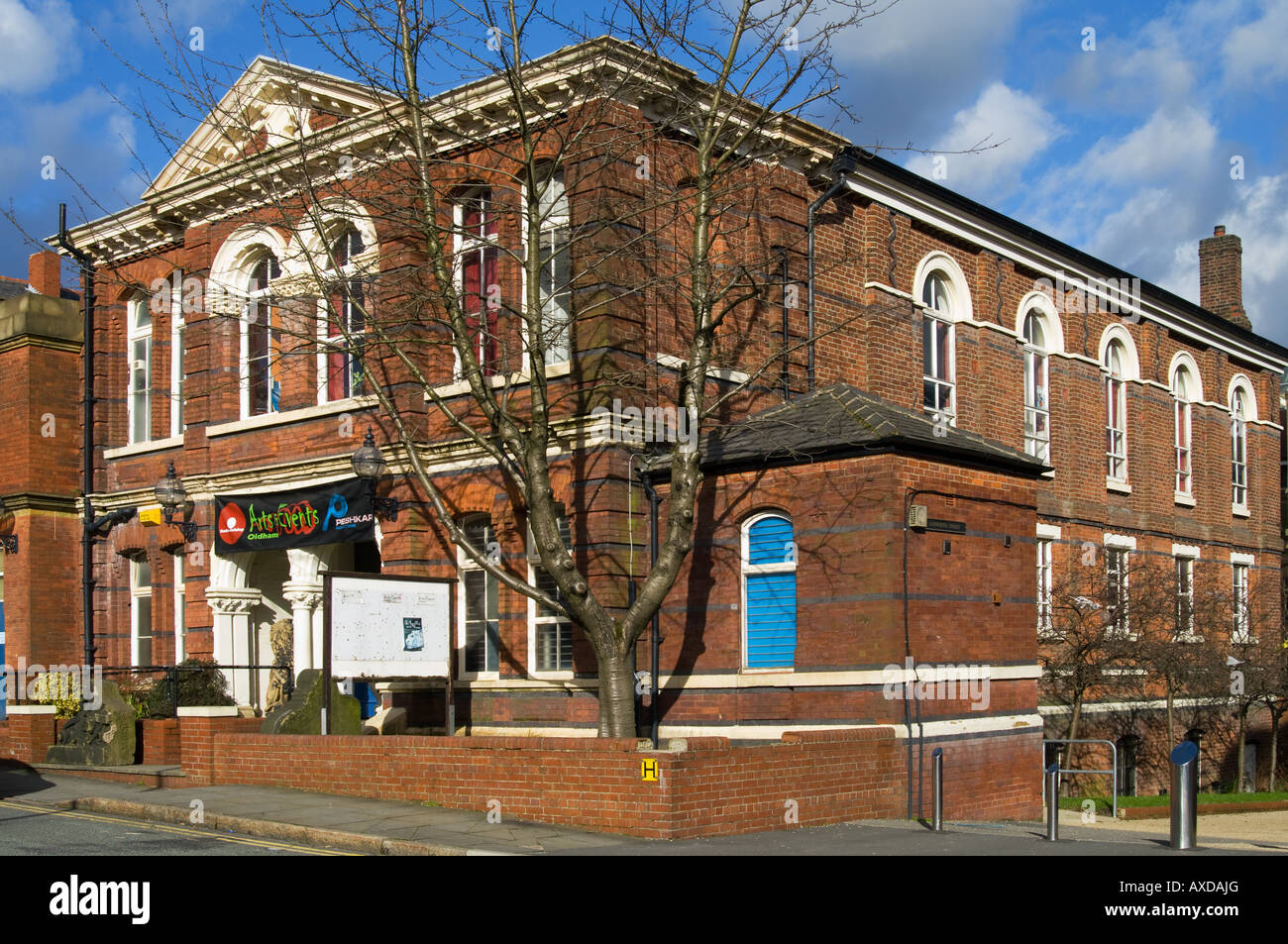 Oldham town centre, Victorian building, community resource centre Stock ...