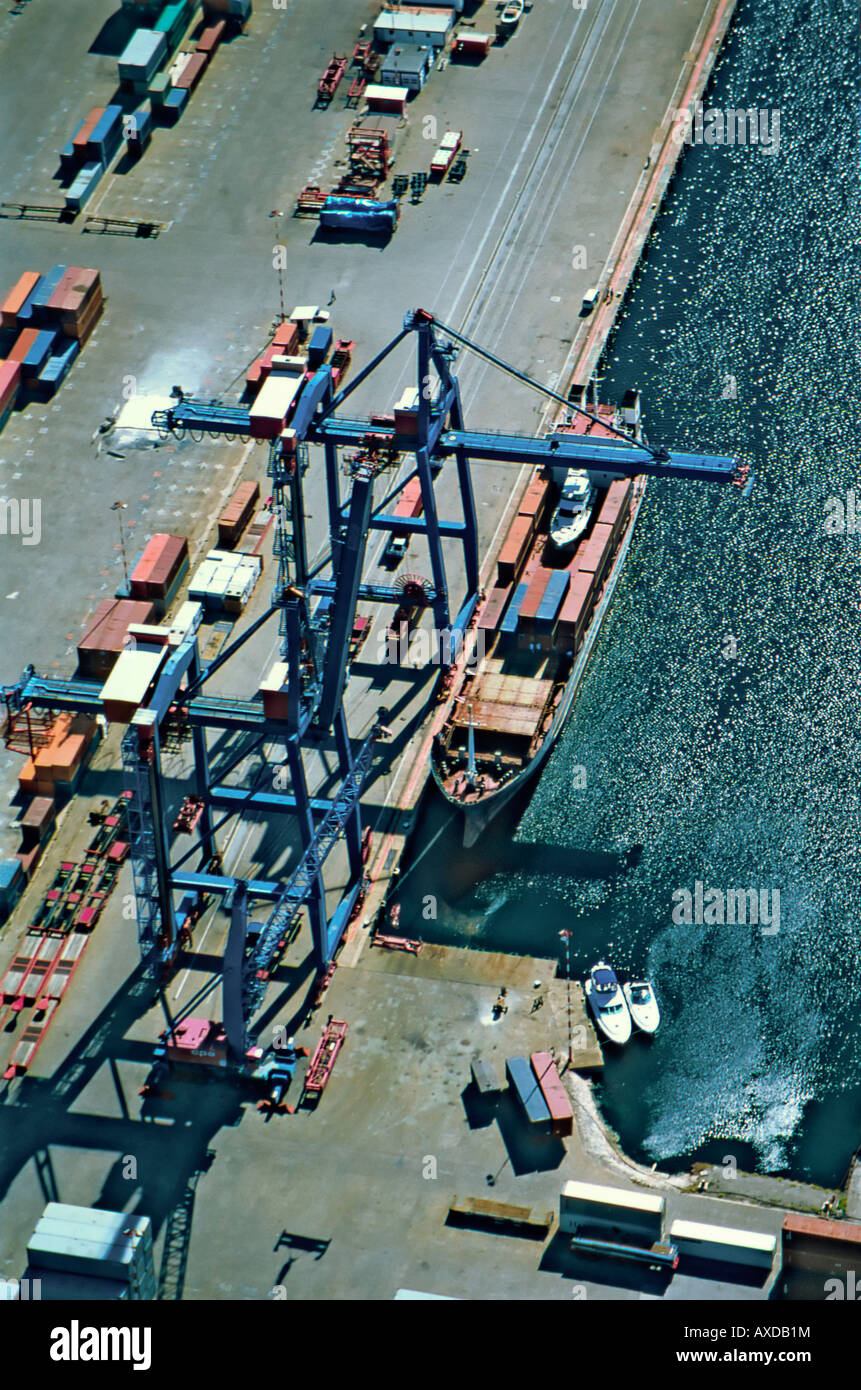 Containers terminal hi-res stock photography and images - Alamy