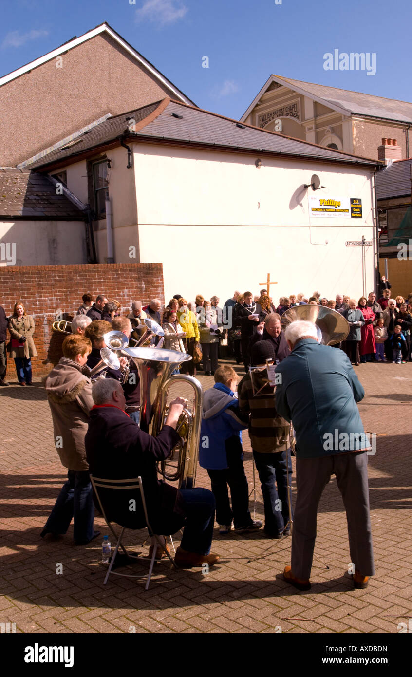 Open air service hi-res stock photography and images - Alamy