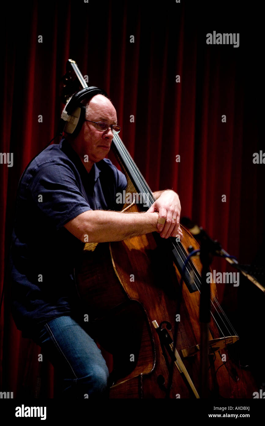 Jazz double bass hi-res stock photography and images - Alamy