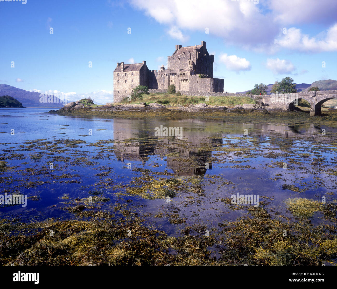 Dornie - Eilean Donan Castle on Loch Duich Stock Photo - Alamy