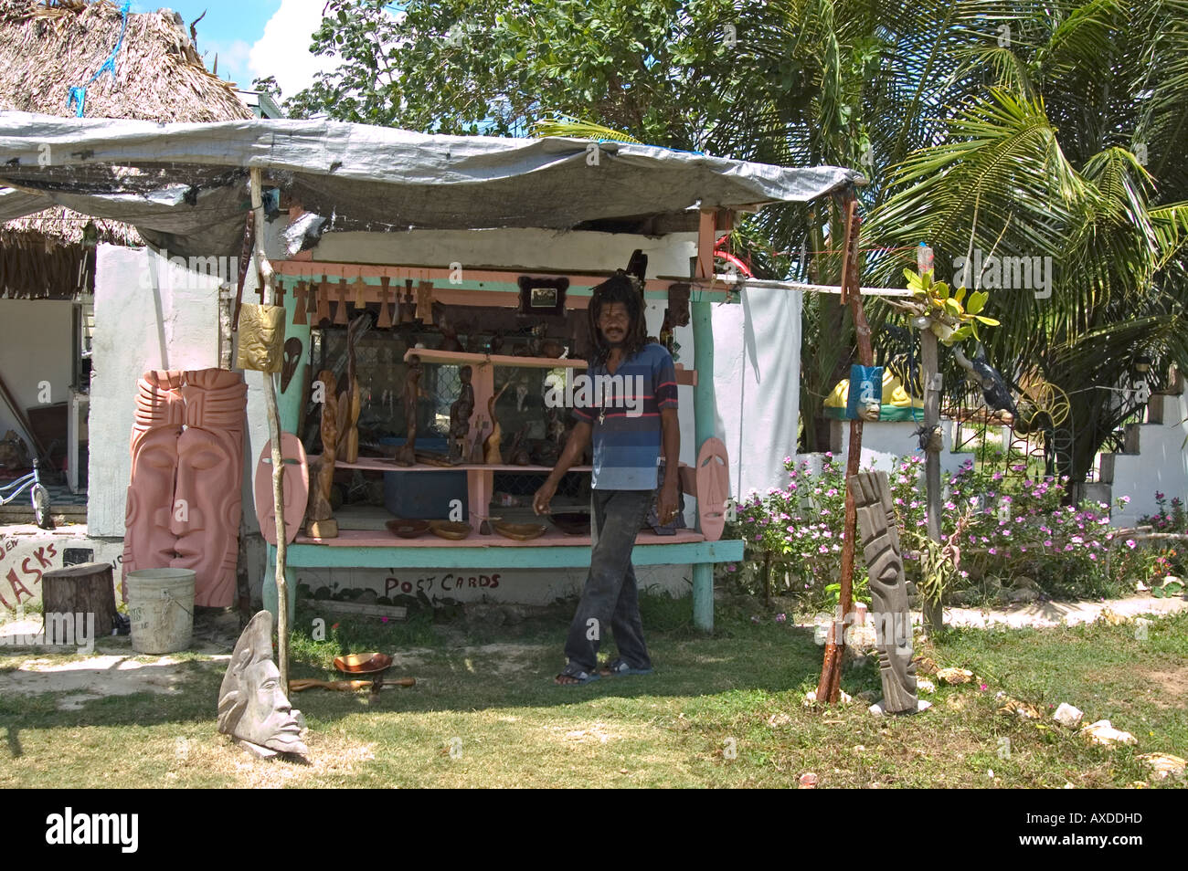 Shack young black man mask hi-res stock photography and images - Alamy