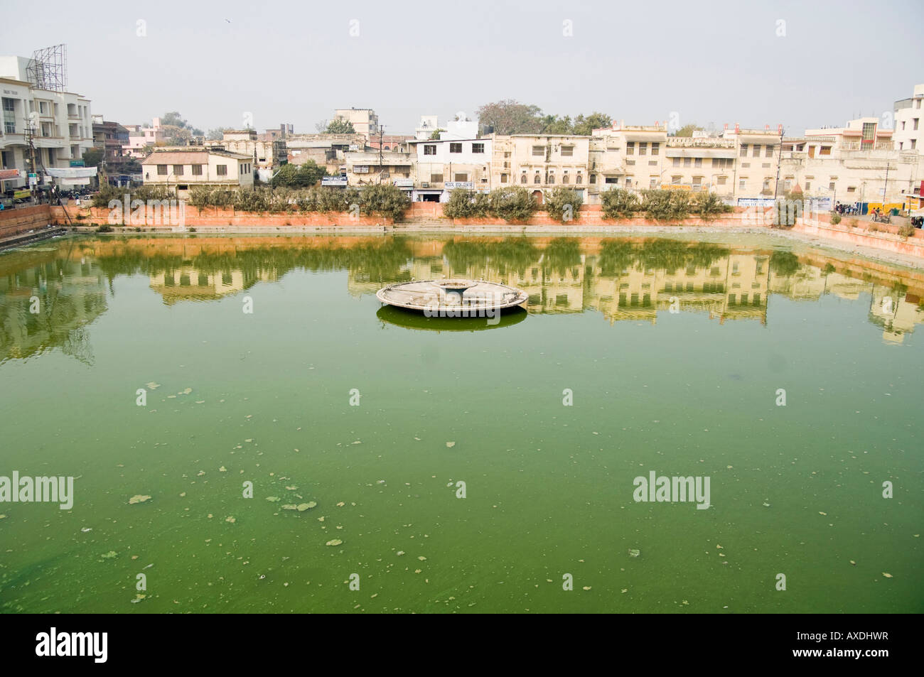 Hindu temple in varanasi hi-res stock photography and images - Alamy