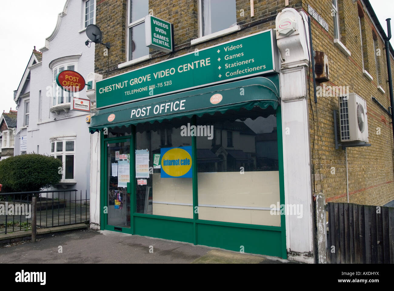 A recently closed local community Sub Post Office Stock Photo - Alamy