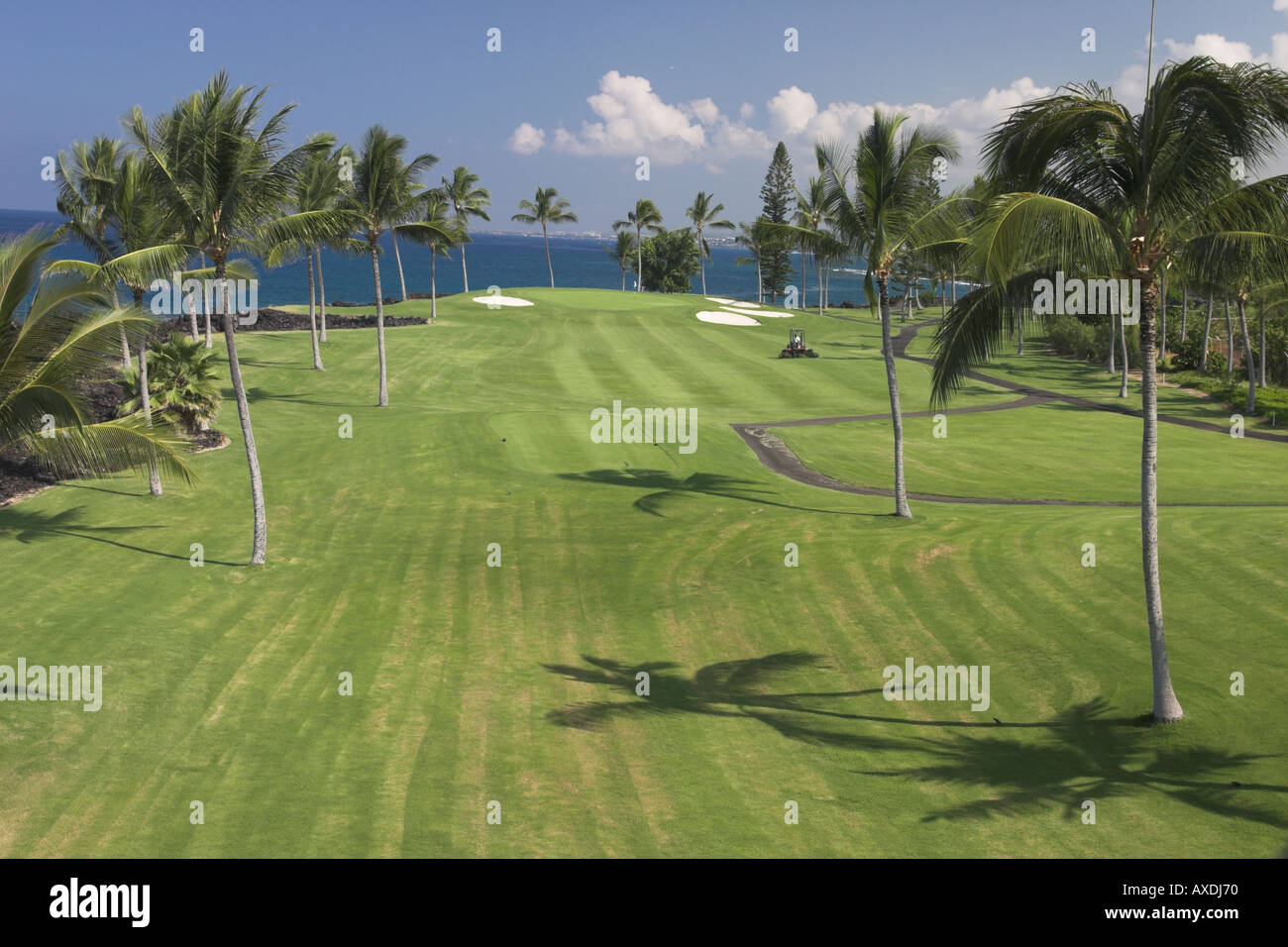 Cutting the fairway hi-res stock photography and images - Alamy
