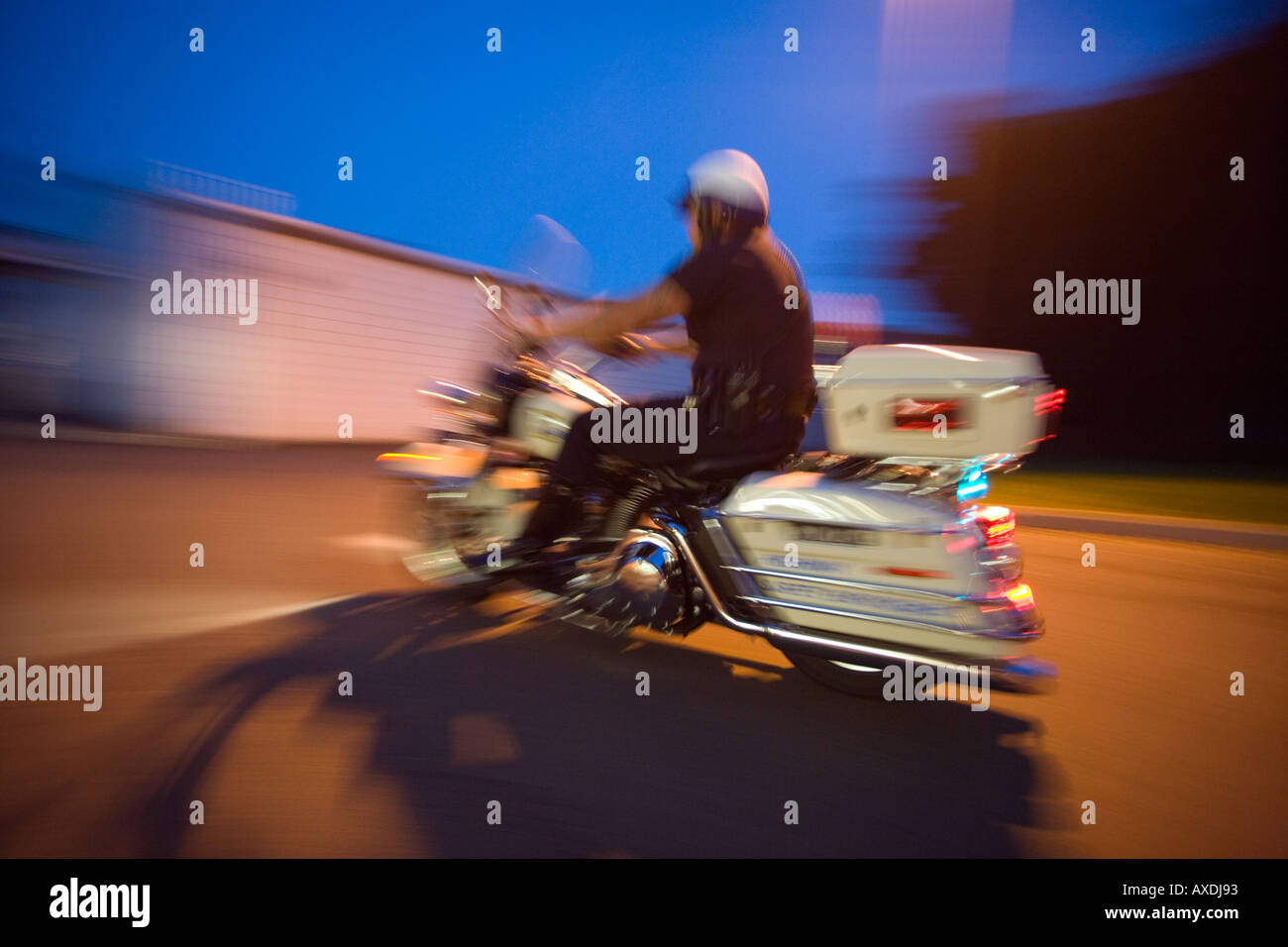 Harley davidson police motorcycle High Resolution Stock Photography and ...