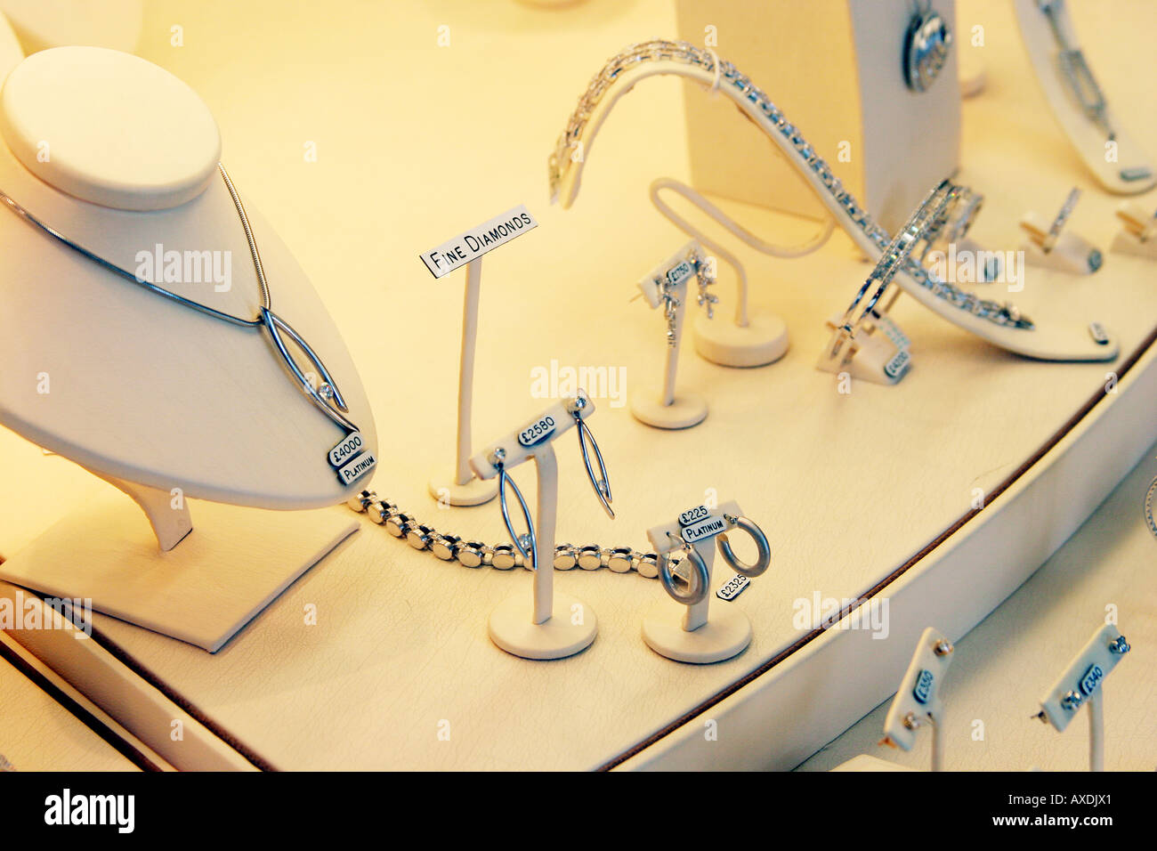 Expensive diamond jewellery in shop window in the street Stock Photo ...