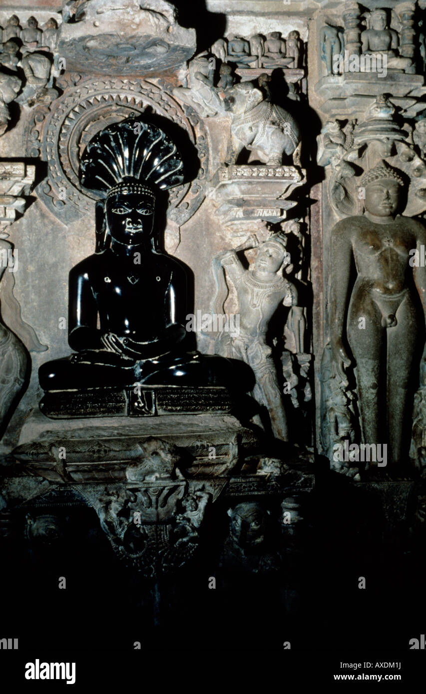 Khajuraho india parshvanath temple 975 a d hi-res stock photography and ...