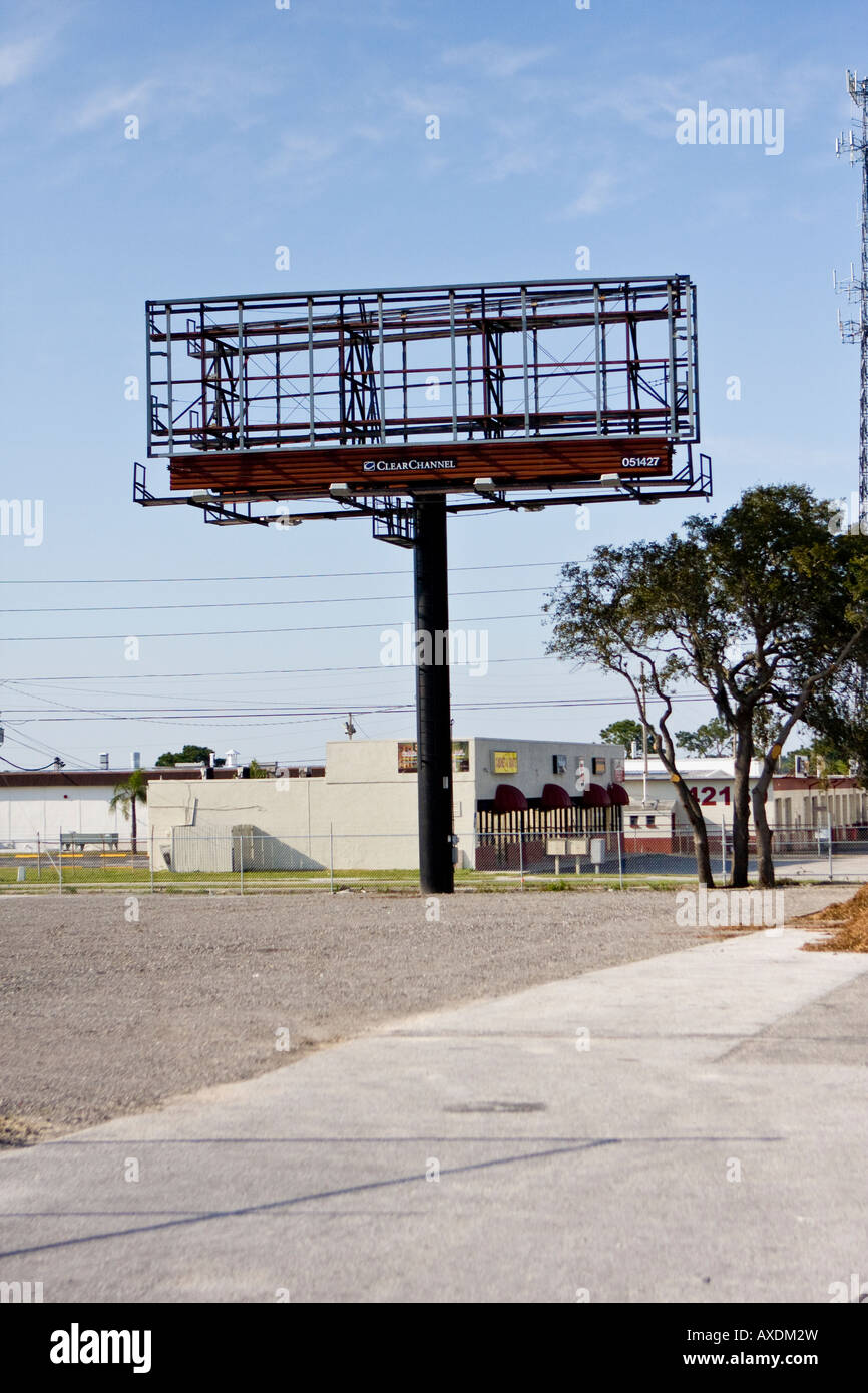 Highway billboard skeleton hi-res stock photography and images - Alamy