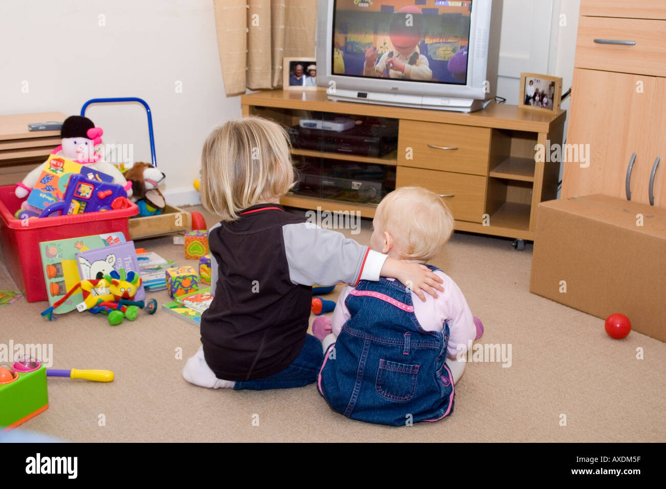 Baby tv toys hi-res stock photography and images - Alamy