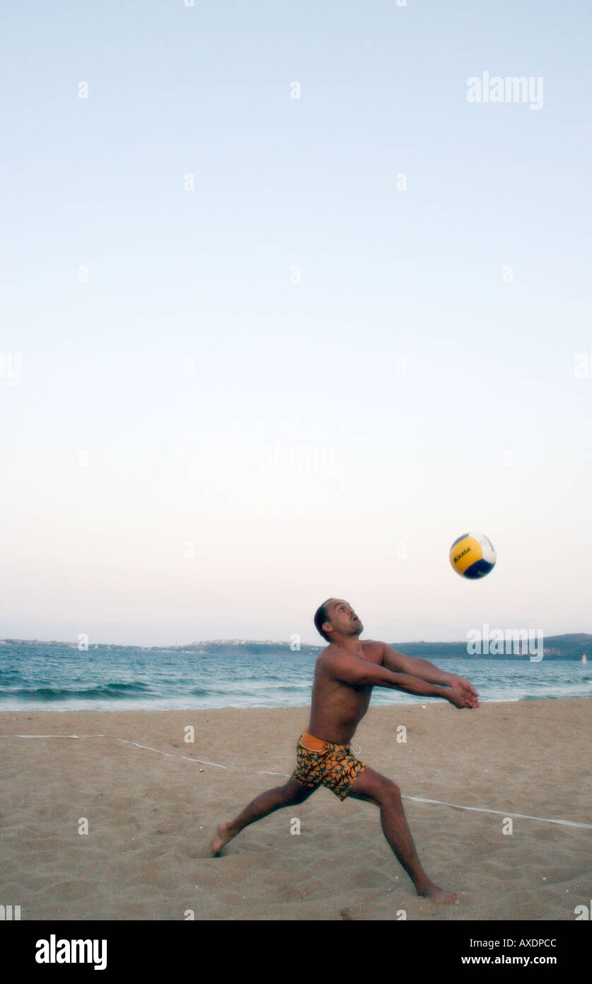 beach ball game Stock Photo - Alamy